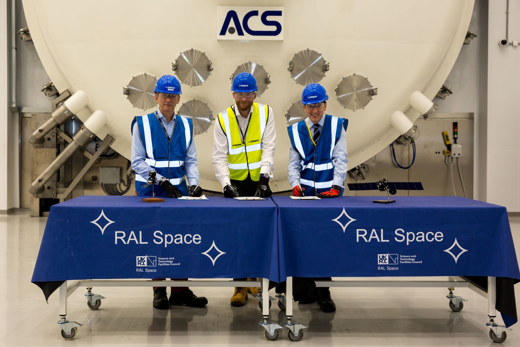 Airbus selects UK National Satellite Test Facility for SKYNET 6A ...