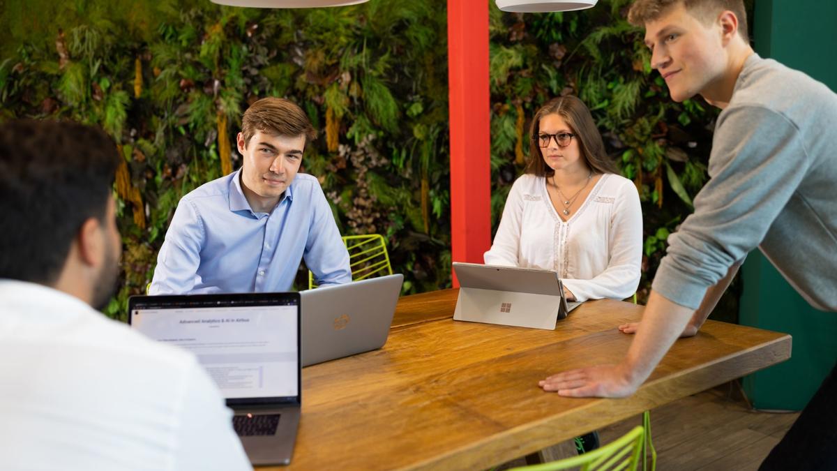 Internship & working student positions in Germany | Airbus