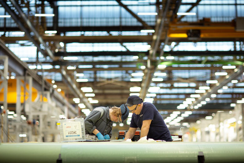 How to Make a Wing | Airbus